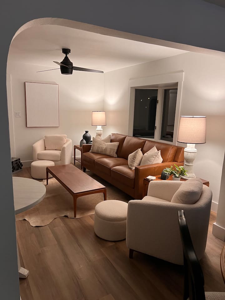 The Yellow House! - Holland, OH