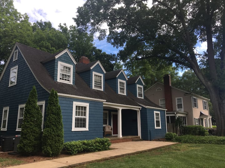 Colorful Downtown Historic 2br Shingle Home - Spartanburg, SC