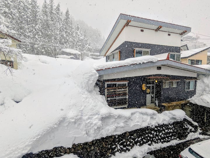 Gala Snow Resort 2 Mins
Entire House
Free Parking - Yuzawa