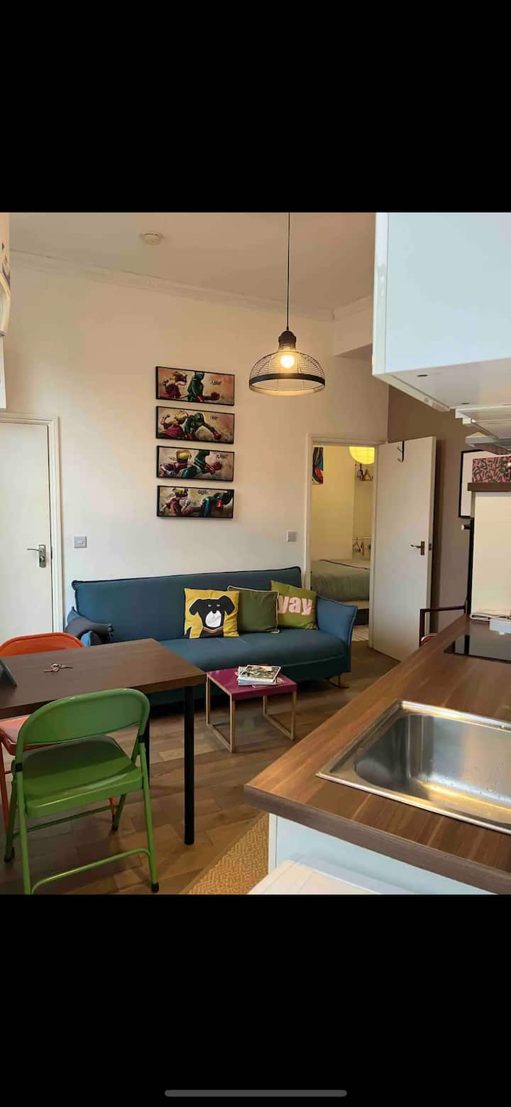 Nice 1 Bedroom @Canary Wharf - Waltham, MA