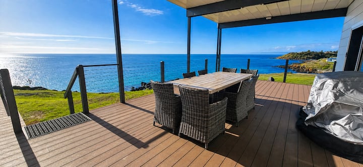 Dolphin Dreams - Kangaroo Island - Penneshaw