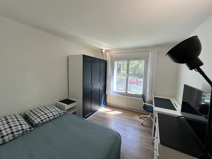 Parc Procé - Chambre #2 - Coliving - Bail Meublé - La Chapelle-sur-Erdre