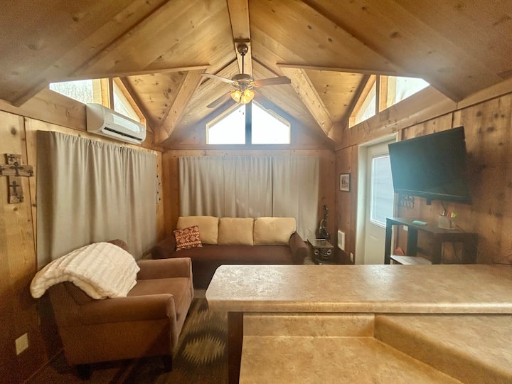 Guesthouse By Month - Las Vegas, NV