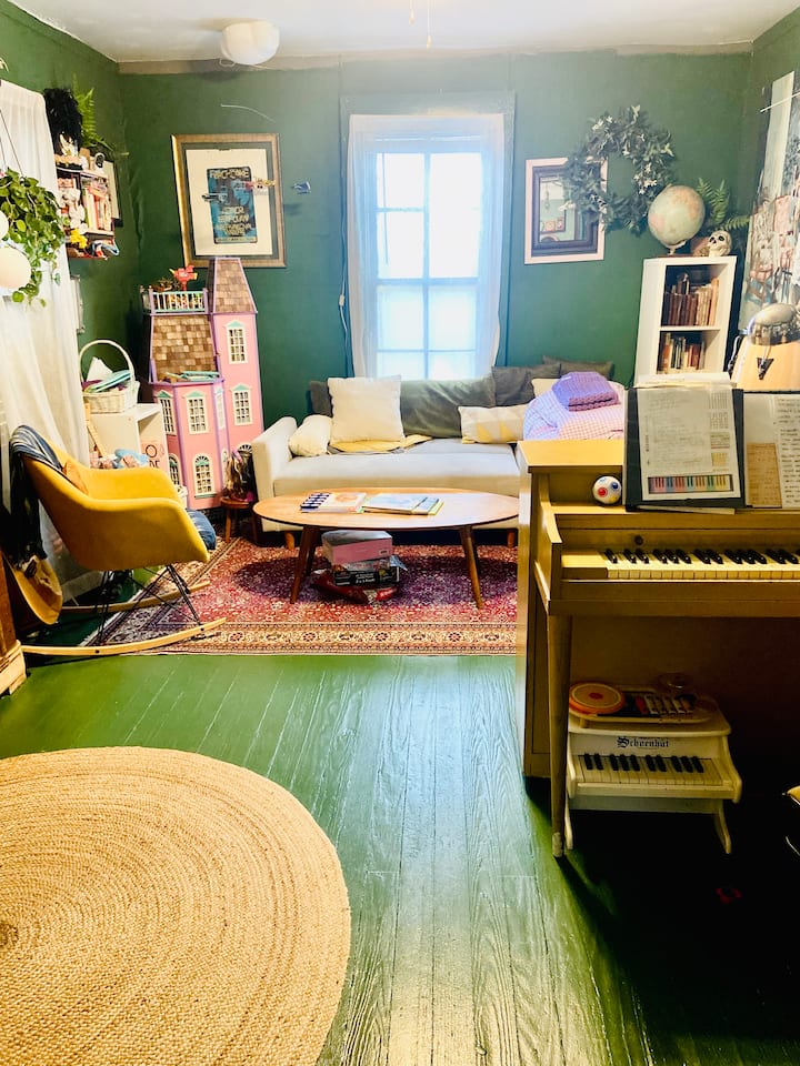 Eastside Artist's Cottage - Austin, TX