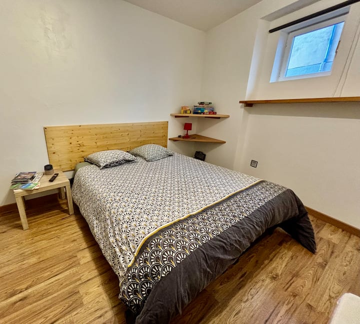 Studio Lit Queen, Baignoire, Wifi, Vtt, Lave Linge - Le Puy-en-Velay