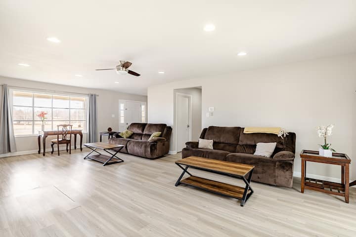 Entire House, Huge Yard, Quiet Acreage - High Point, NC