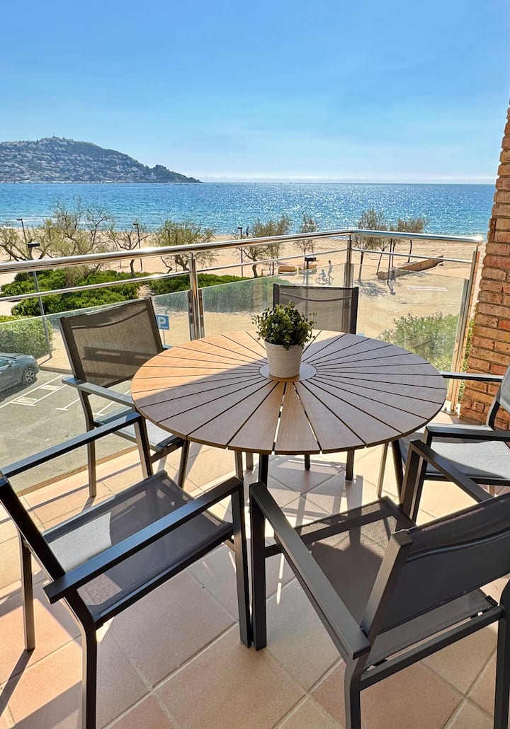 Apartamento Con Encanto Delante Del Mar - Roses