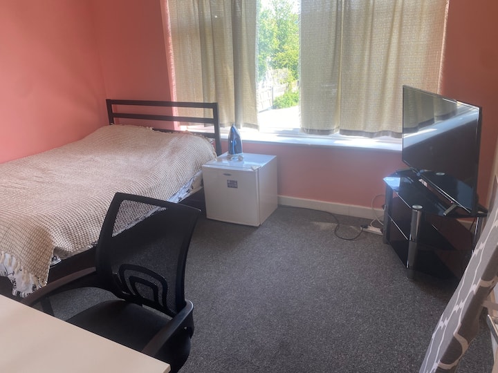 Nice Double Bed Spacious Room With Tv And Prime - Londres