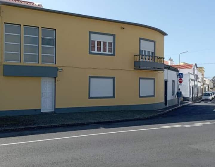 Apartamento T0  No Centro De Ponta Delgada - Azores