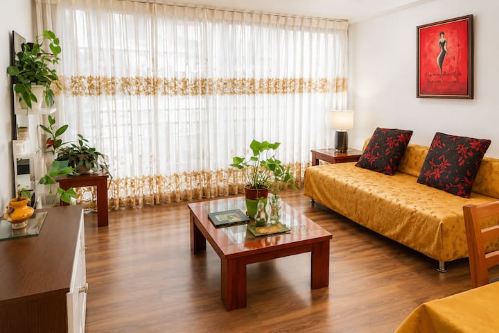 Modern, Quiet, Safe Near  Apoquindo Avenue - Santiago