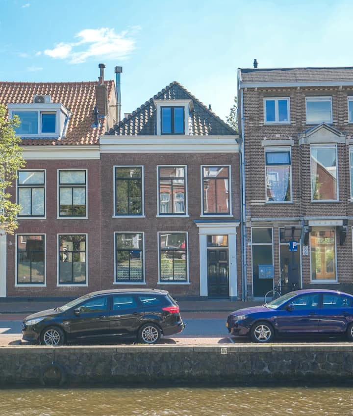 Canal Family House In The Centre Of Haarlem - Haarlem