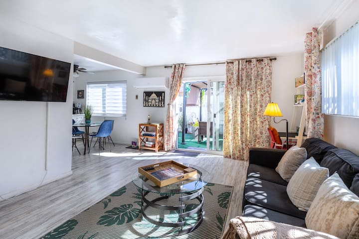 Foodie Favorite: 20+ Restaurants Within 5 Blocks! - Long Beach, CA