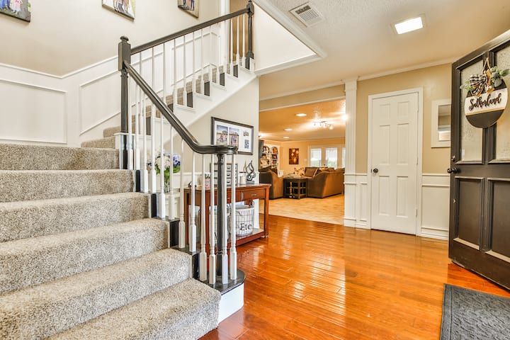 Kingsgate Manor - Lubbock, TX