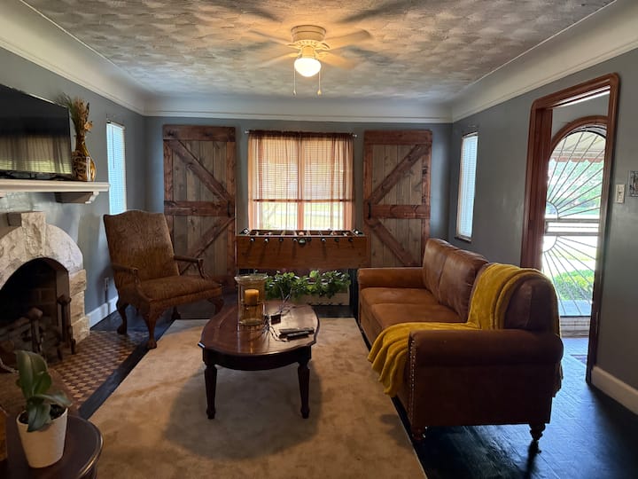 The Chandler Home - Detroit