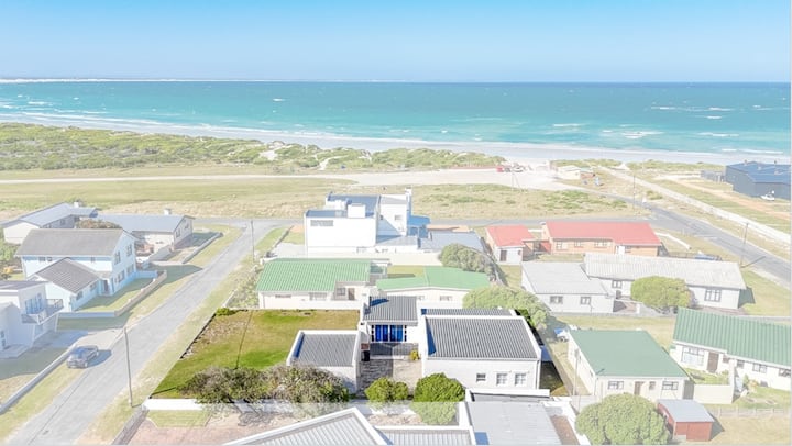 Family Beach Escape - 200m From The Main Beach - Struisbaai