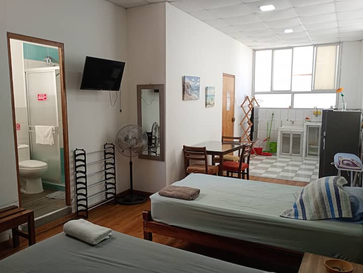 H'epico Departamentos Por Dia- Mini2 -En 4to Nivel - Piura