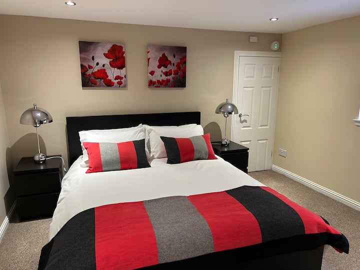 Wyvis Apartment: The Best Seat In The House/castle - Inverness