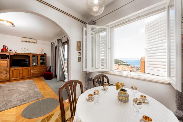 Apartman Sanja, Centar, Outside Separated Entrance - Makarska