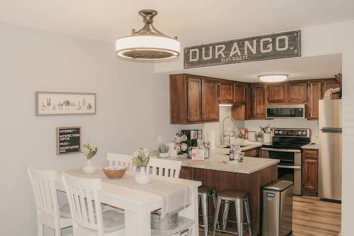 Clean & Peaceful Condo Near Dt, College, & Golfing - Durango, CO