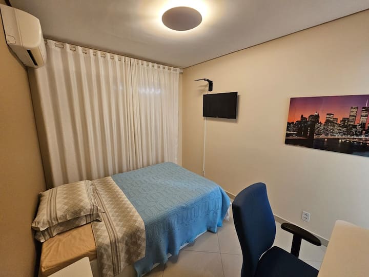 5 Qtos.consulado Americano Pertinho - Porto Alegre