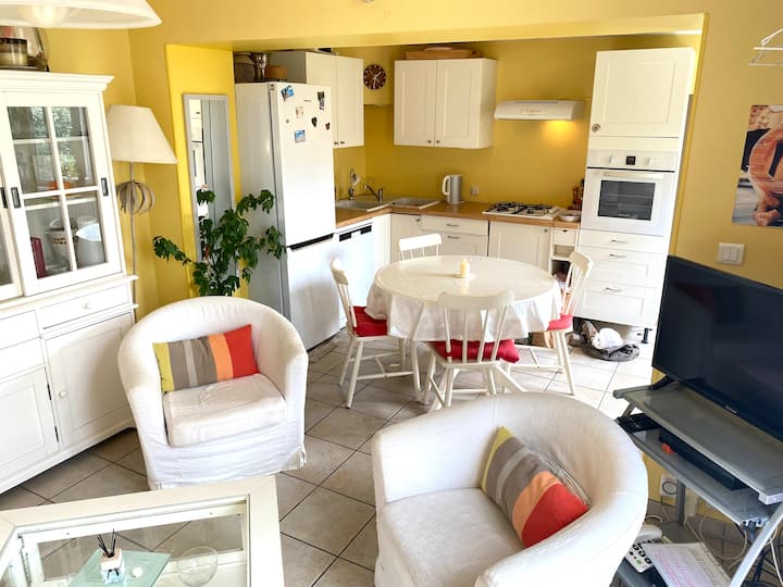 Maison Lumineuse-jardin Avec Votre Gentil Animal - Saintes