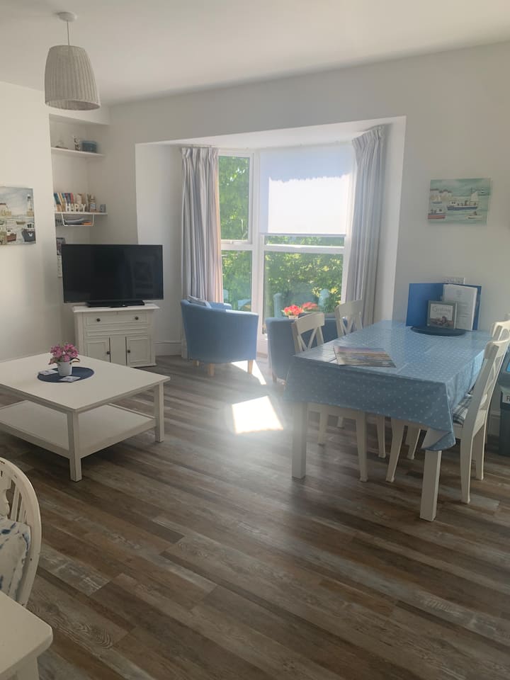 Free Parking And A Sea View At Cheriton View Tenby - Pembrokeshire