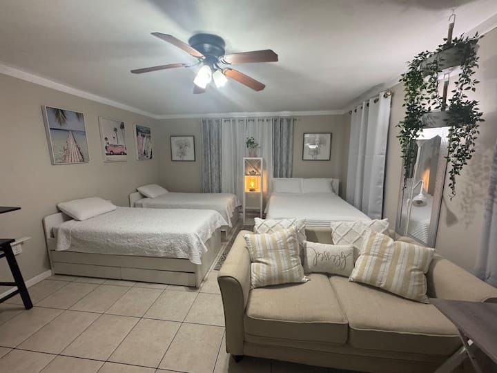 ......Small Accommodation For Great Moments.... - 奧蘭多, FL