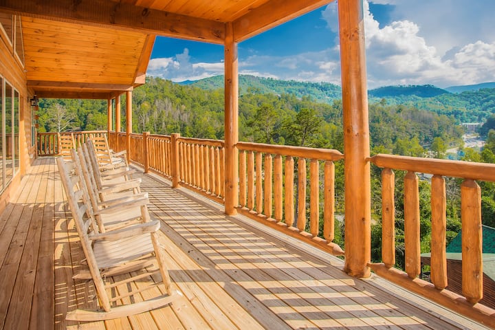Cabina Exclusiva De 5 Camas / 5 Baños Con Sala De Medios, Mesa De Billar Y Jacuzzi. - Gatlinburg, TN