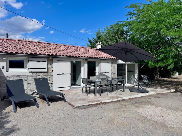 Gîte Ardéchois Pour 4 Personnes - Berrias-et-Casteljau