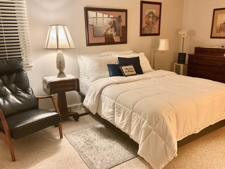 Cottage In The Woods - Lynchburg, VA