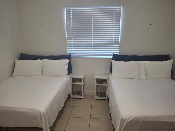 Cozy Room 1 In The Center Of Miami - South Miami, FL