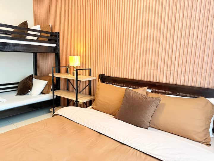 Pico De Loro By Ice - Miranda B 212 Corner Suite - Nasugbu