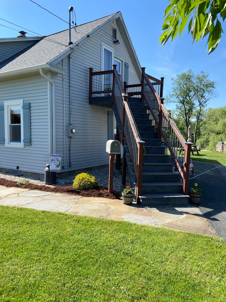 Second Floor Apartment On Quiet Street. - North Adams, MA