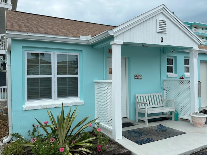 Experience The Charm Of Gulf Gardens. The Pelican. - Madeira Beach, FL