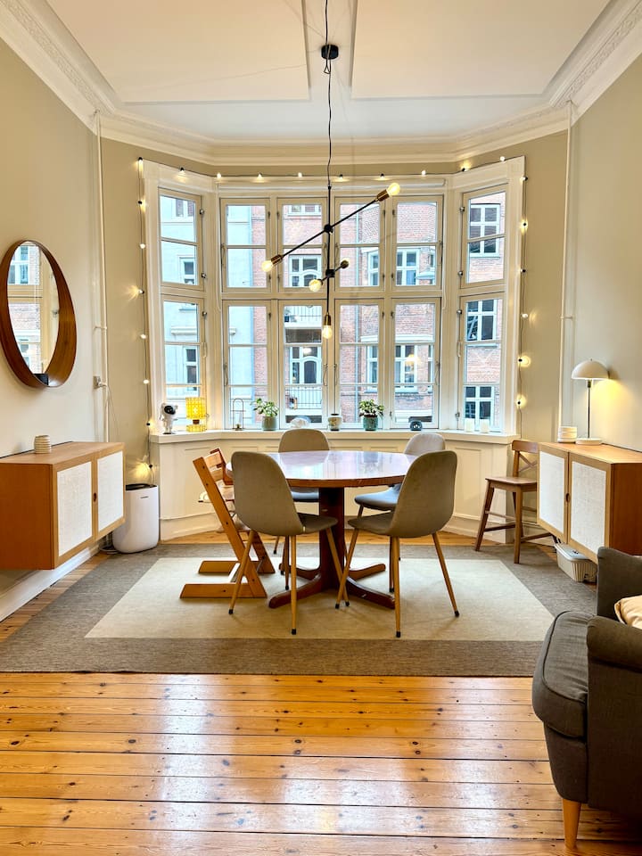 *Stylish And Light Apartment On ØSterbro* - Copenhague