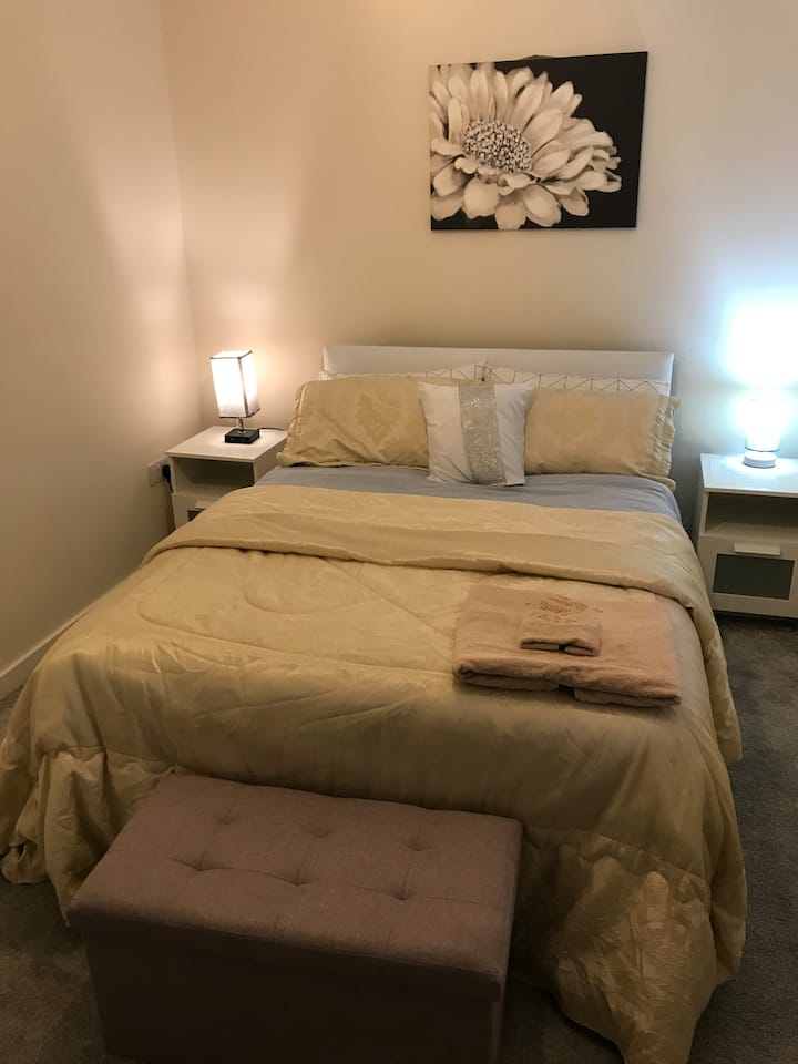 Special Double Room 10mn Walk From Glasgow Airport - Paisley