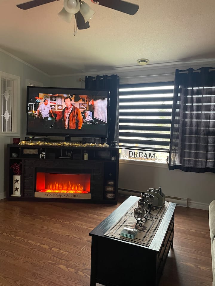 Home Away From Home !!!! Quite And Relaxing!!! - Port Hawkesbury