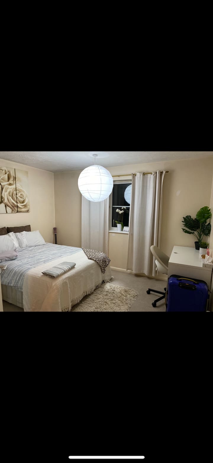 Bright, Cosy, Spacious Room, Steps From Station - Woolwich