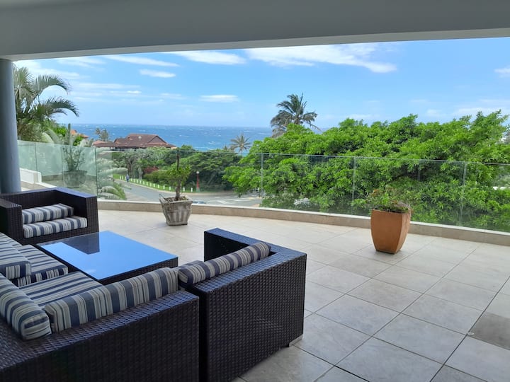 Ballito Family Beach Apartment (On Thompsons) - Dolphin Coast