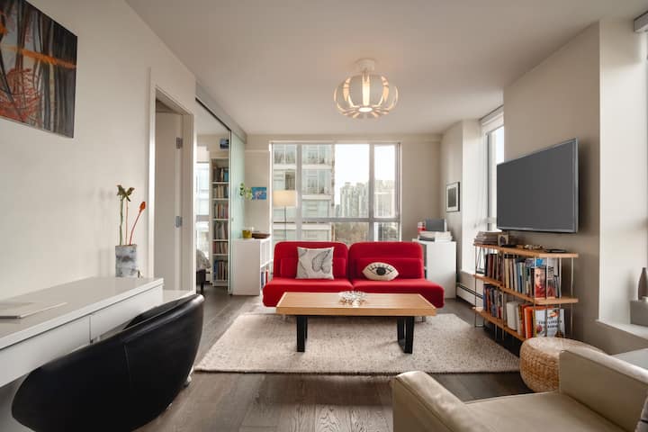 Bright Modern 2br | Rooftop Terrace | Parking - Vancouver