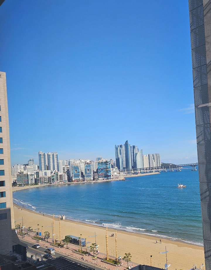 혁이하우스#광안리해수욕장#할인행사#넷플리스#25평넓은공간#방2개.거실#가족 연인# - Busan