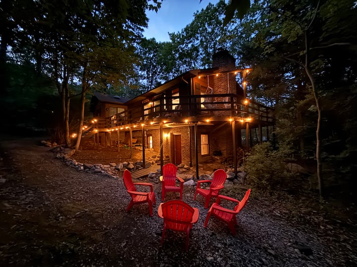 2000 Sq Ft, 3 Bedroom & 2 Bath Mountain Retreat - Massanutten, VA