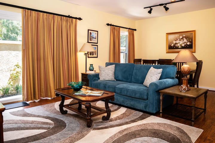 2 Br Private Patio With Courtyard 5107p2 - Florida