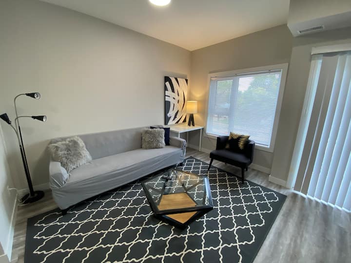 🔆🔆New 2 Bdrm Condo, Minute Away From U Of Manitoba - Manitoba