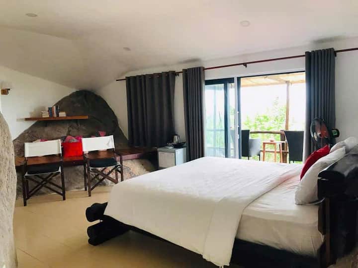 Private Rock Villa, Eastern Bay - Phú Quốc