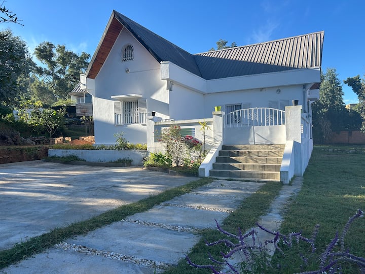 Lovely Haven In Antananarivo, With A Cottage Vibe - Antananarivo