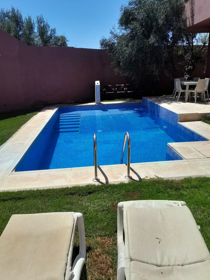 Villa Avec Piscine à 250 Mètres De La Plage ☀️ - Tunisie