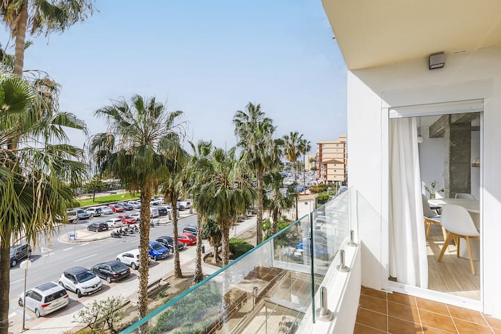 A&n Beachfront Sea View Apartment With Terraces – - Torre del Mar