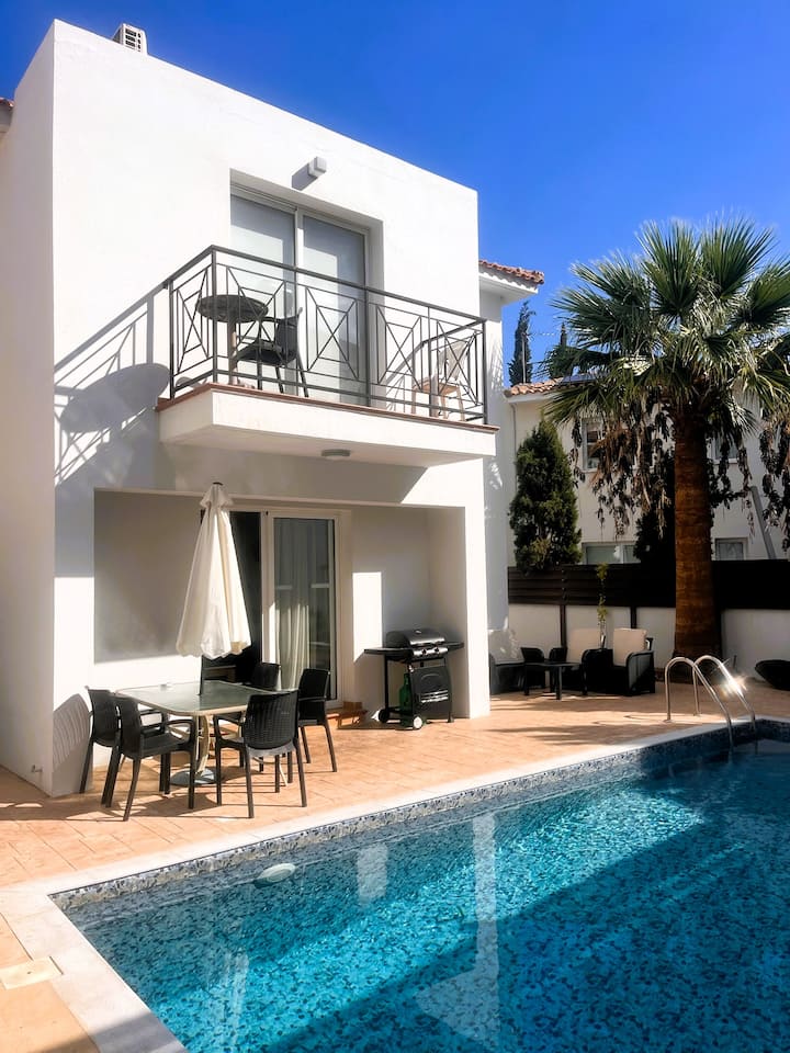 Crystal Lagoon Beach Villa - 3km Protaras - Nissi Beach