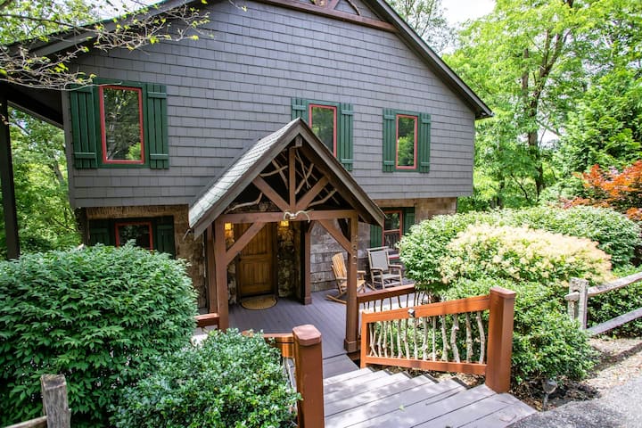 4br Home With Game Room, Pool Table & Fire Pit - North Carolina